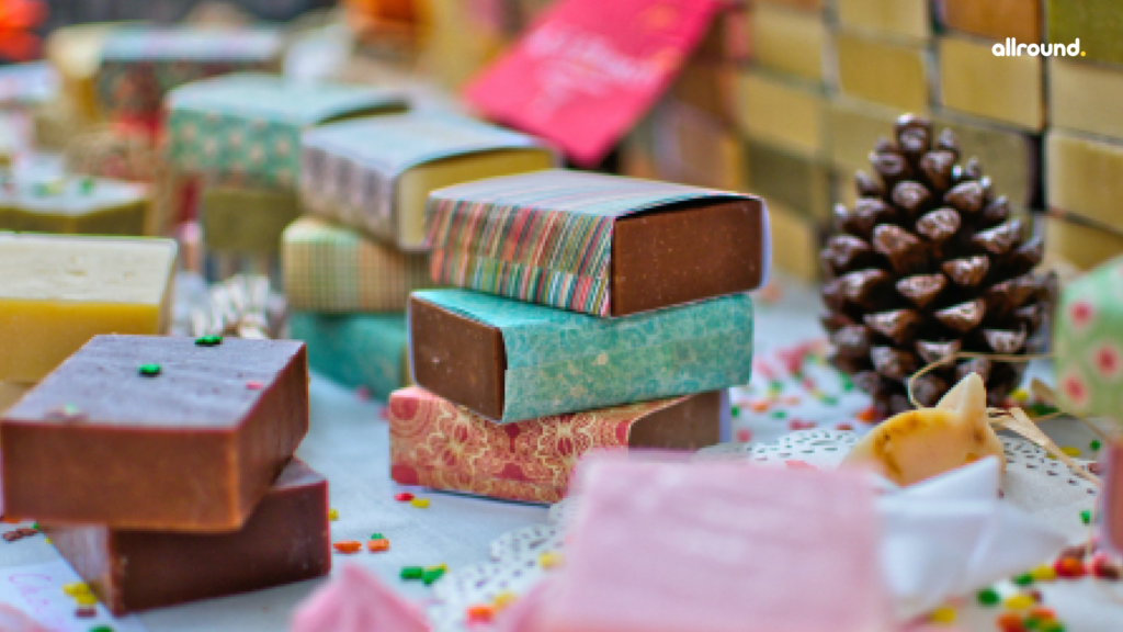 Creative Matchbox Craft Ideas - 10 Craft Ideas With Matchboxes